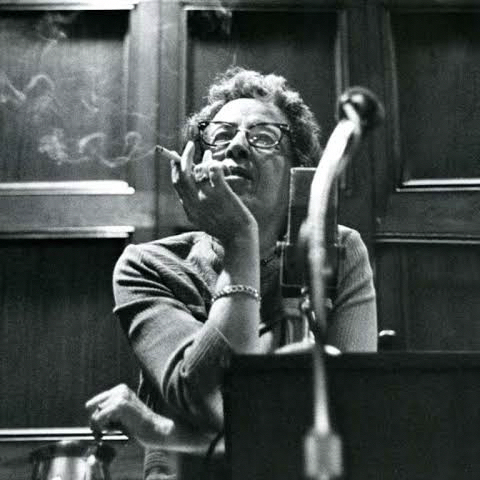 kullanıcı: arendt - ekşi sözlük